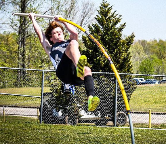 Alcorn Central girls, Kossuth boys win at division track meet | Sports ...