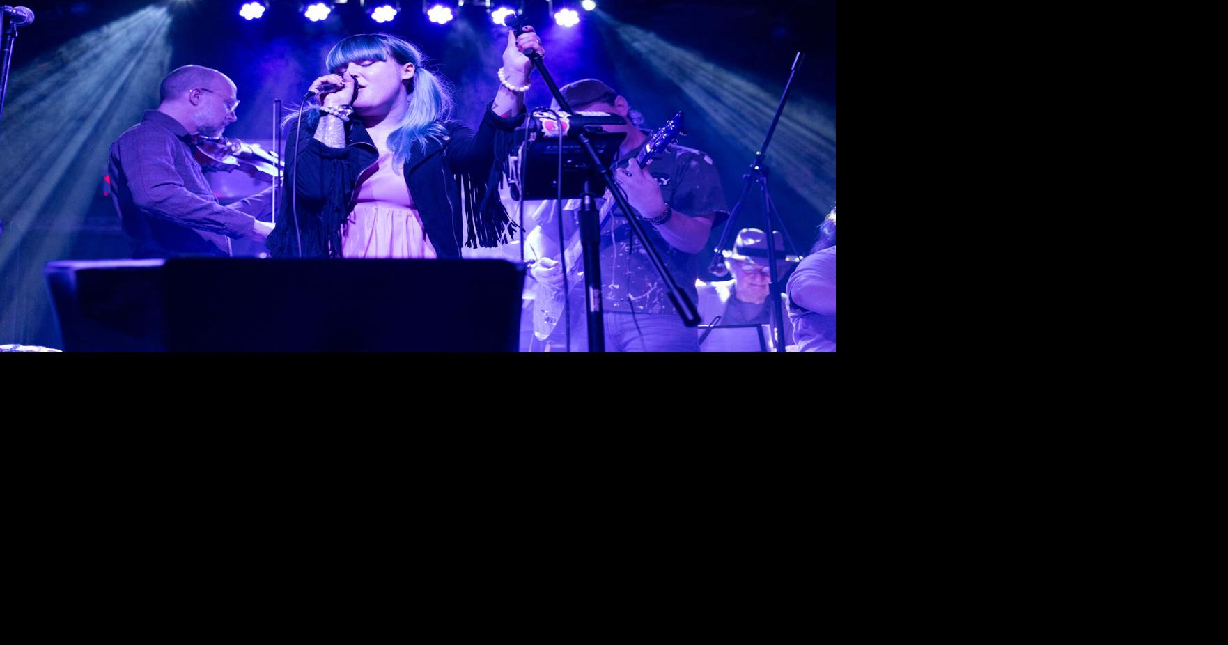 Floating Opera | | dailynebraskan.com