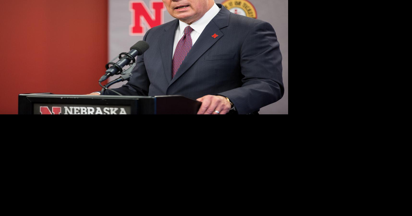 Bounds, Green release statement backing Athletic Director Bill Moos ...