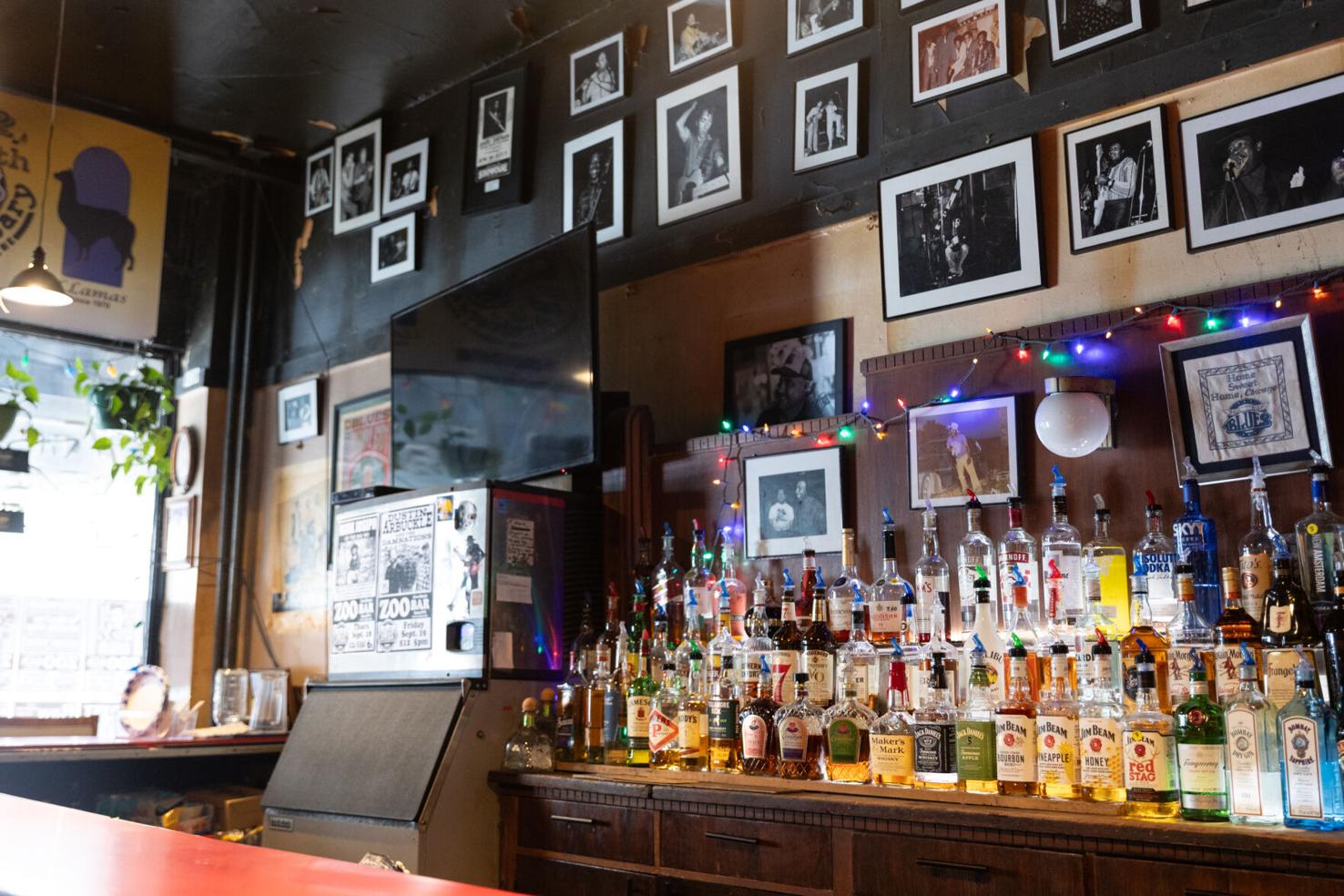 Lincoln’s Zoo Bar: More than just blues | Culture | dailynebraskan.com