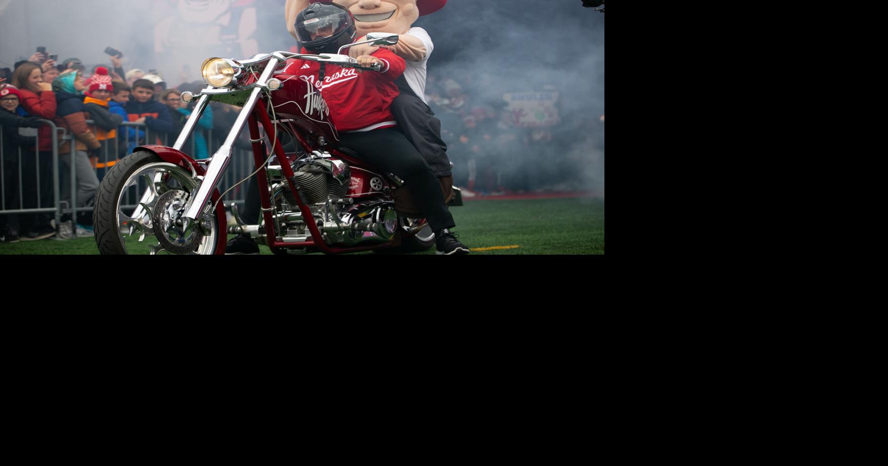 GALLERY: Nebraska Football Spring Game | Multimedia | dailynebraskan.com