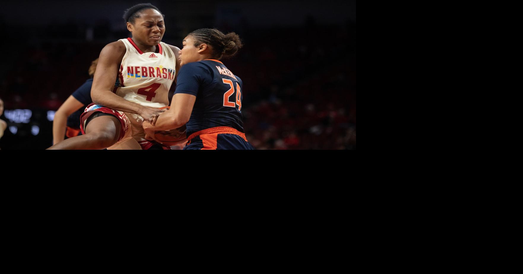 GALLERY: Women's Basketball vs Illinois | Multimedia | dailynebraskan.com