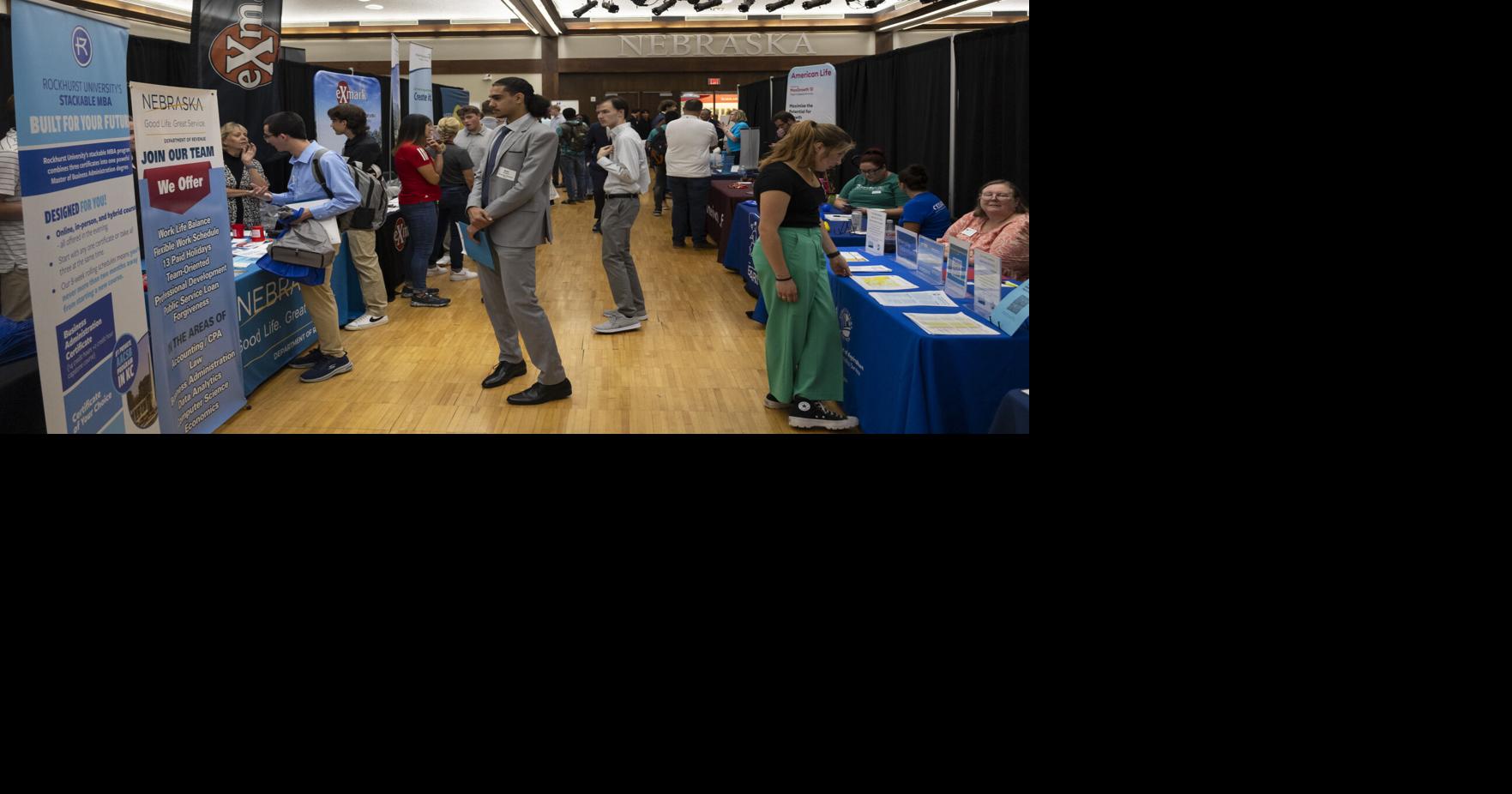 UNL Career Fair connects students and employers | News | dailynebraskan.com