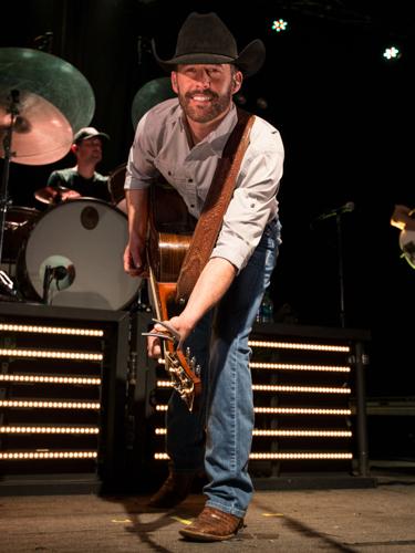 Aaron Watson puts on heartfelt, country show at Bourbon | Culture ...