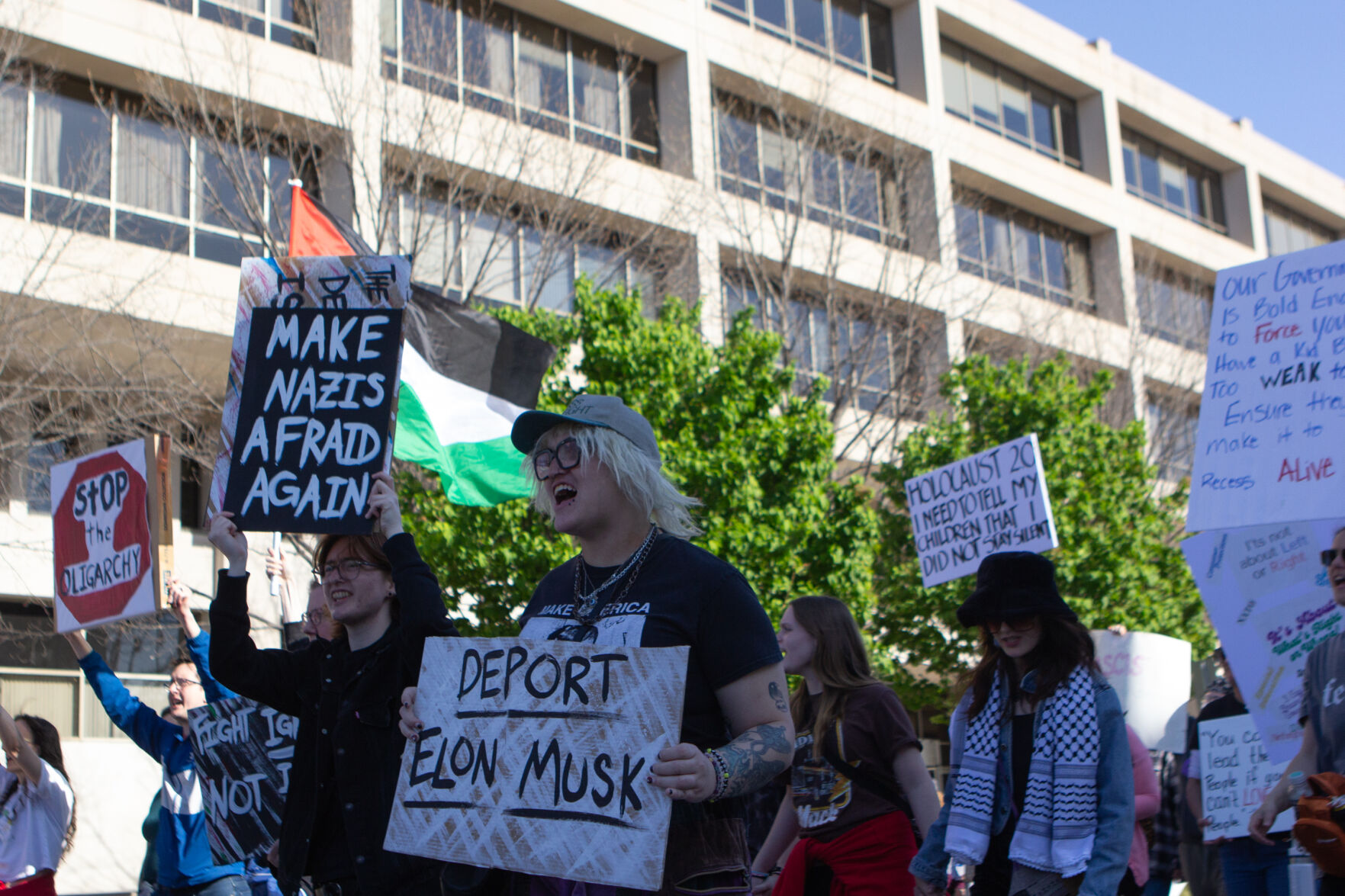 ‘This is what democracy looks like,’ anti-Trump protests return in ...