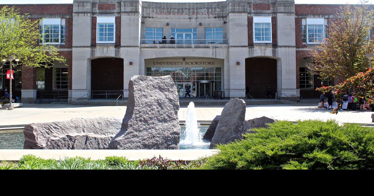 Nebraska Union Board introduces idea to display student artwork in ...