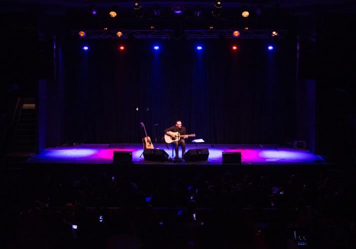 Blue October’s lead singer pours heart, soul into 'Open Book' tour ...