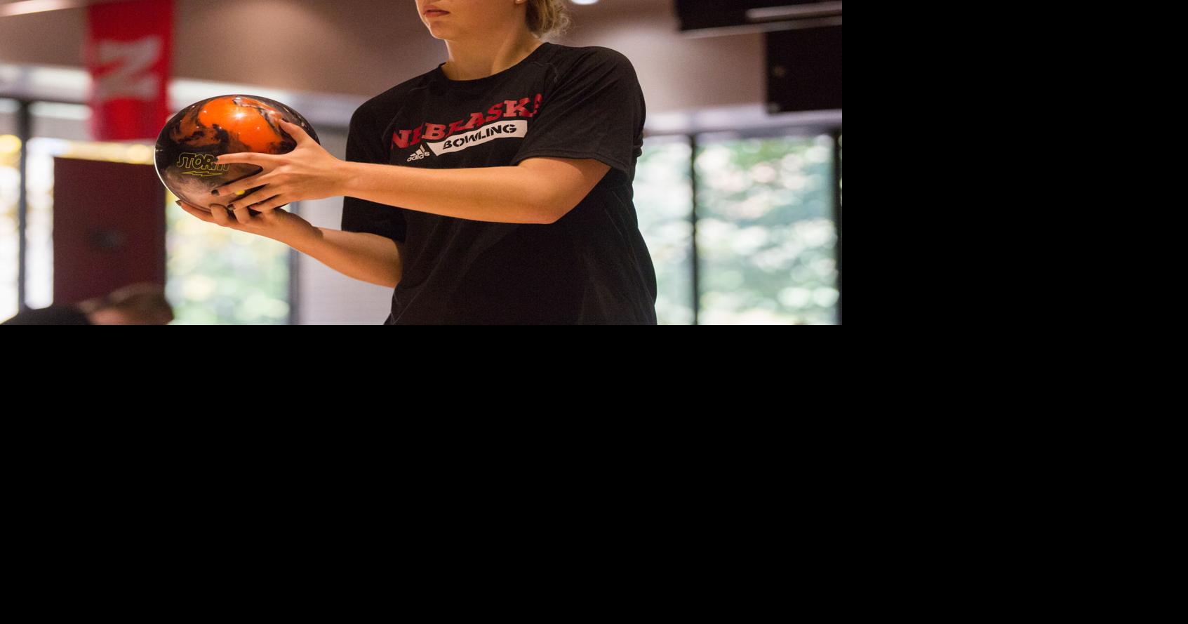 Husker bowling prepares for new season, hopes to reclaim national title ...