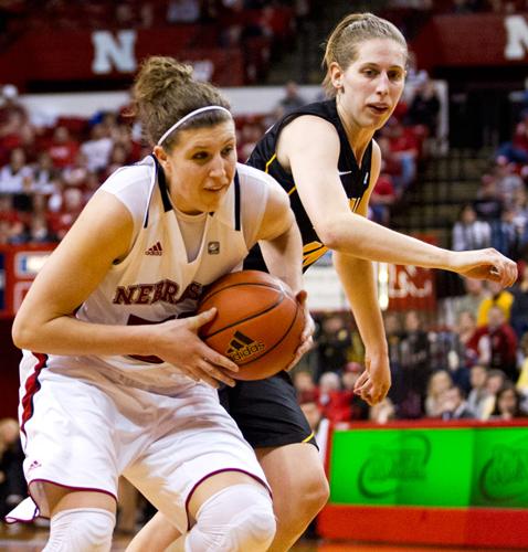 Women’s basketball prepares for final exhibition game against Kearney ...