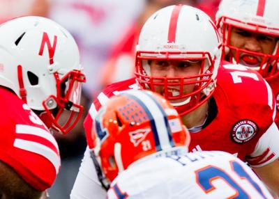 Offensive lineman Mike Moudy stays in touch with home roots | Sports ...