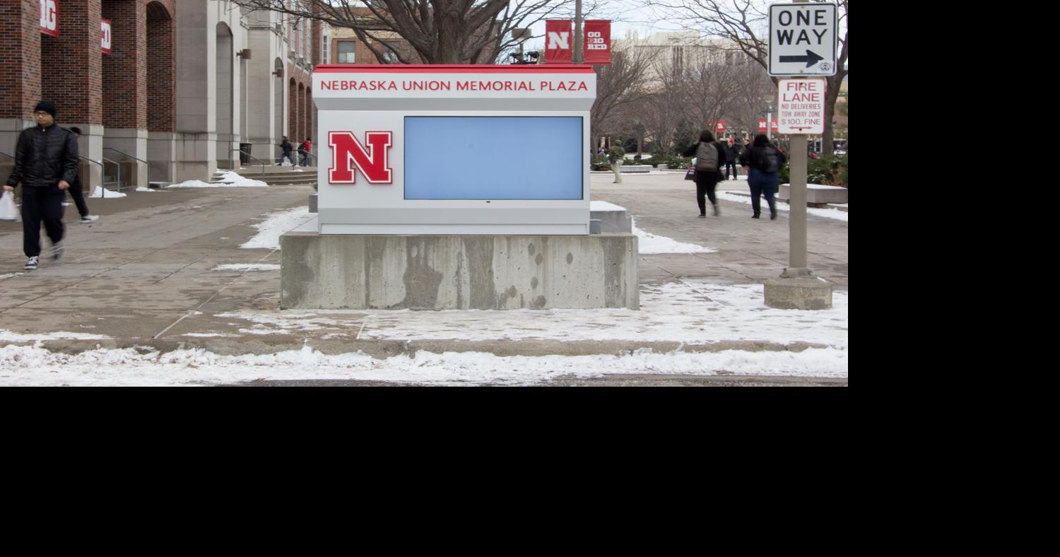 Nebraska Union banner boards upgrade to digital projection | News ...