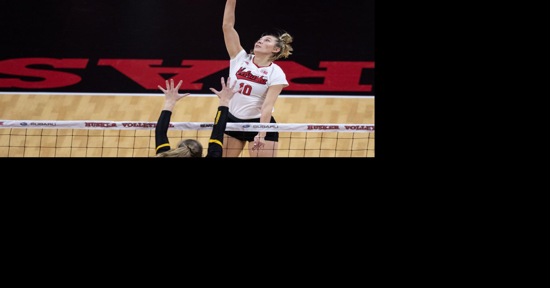 Volleyball outside hitter Madi Kubik named DN freshman athlete of the ...