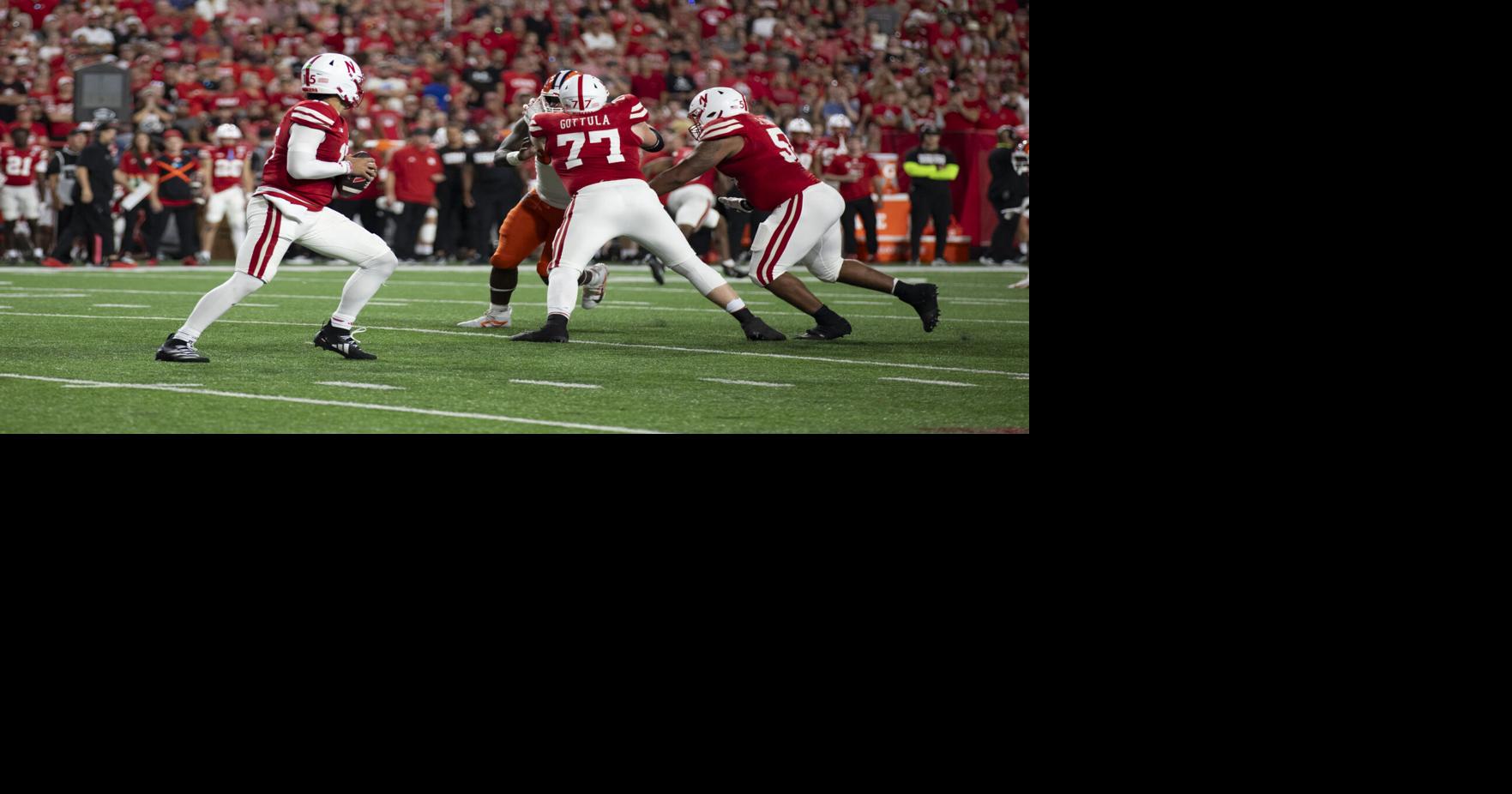 GALLERY: Nebraska Football vs. Illinois | Gallery | dailynebraskan.com