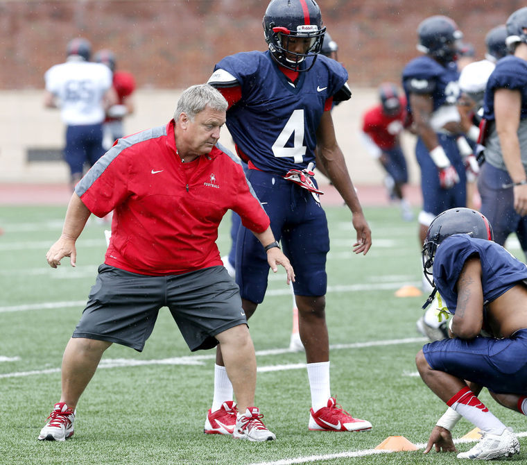 Defensive coordinator Trott shifts from Spiders to Dukes