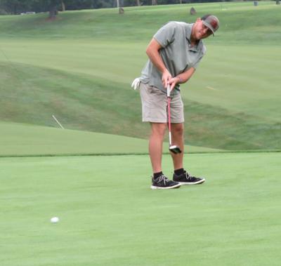 Batten Wins Club Championship with a Birdie