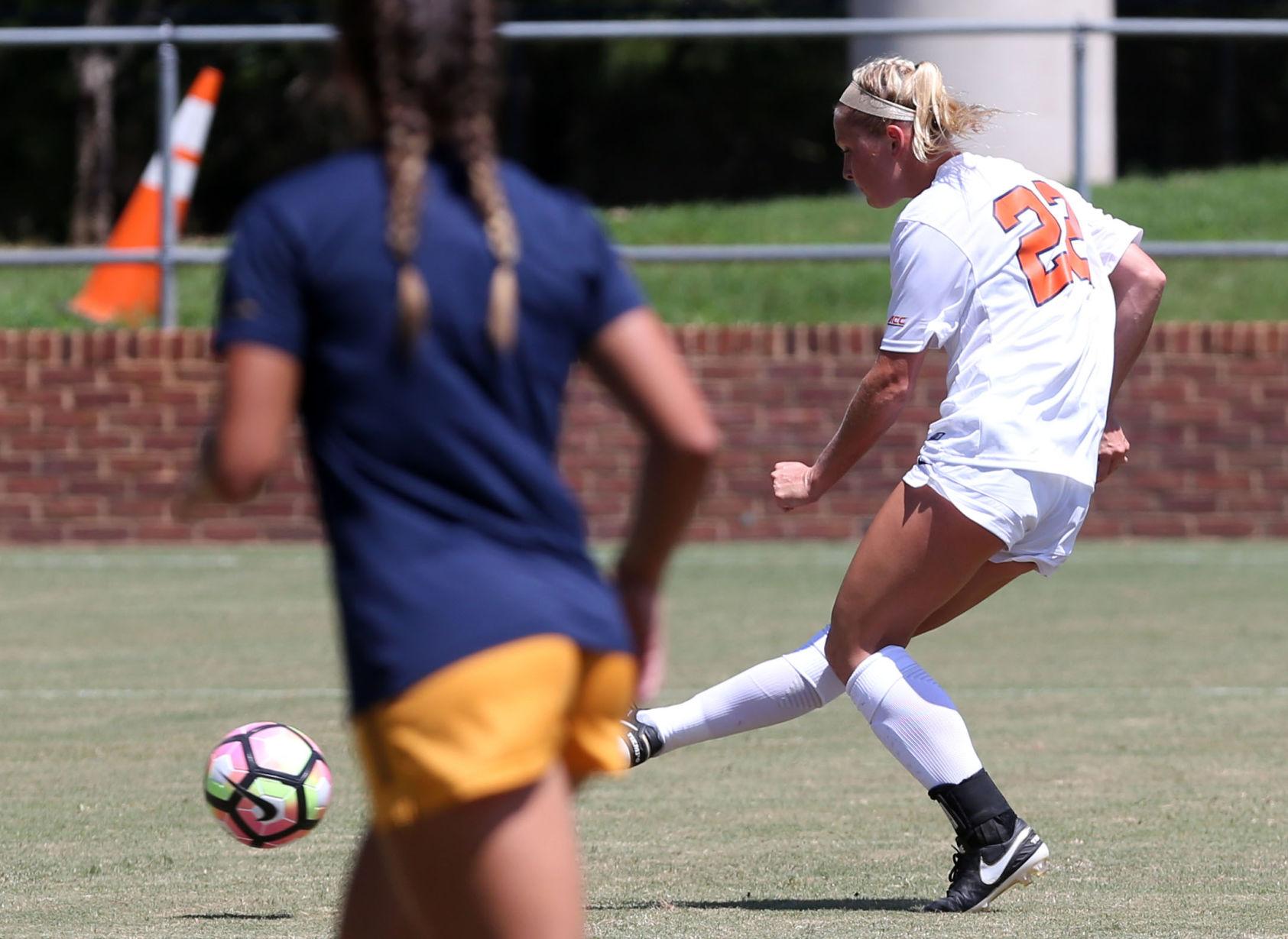 CDP 0815 uvasoccer228.JPG