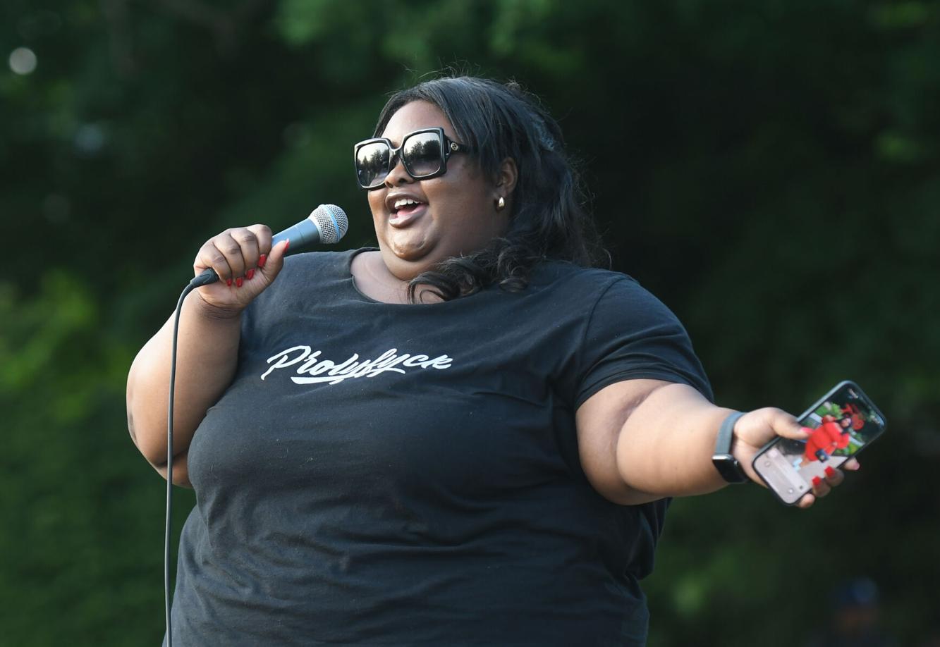 Zyahna Bryant helps first generation Black college students