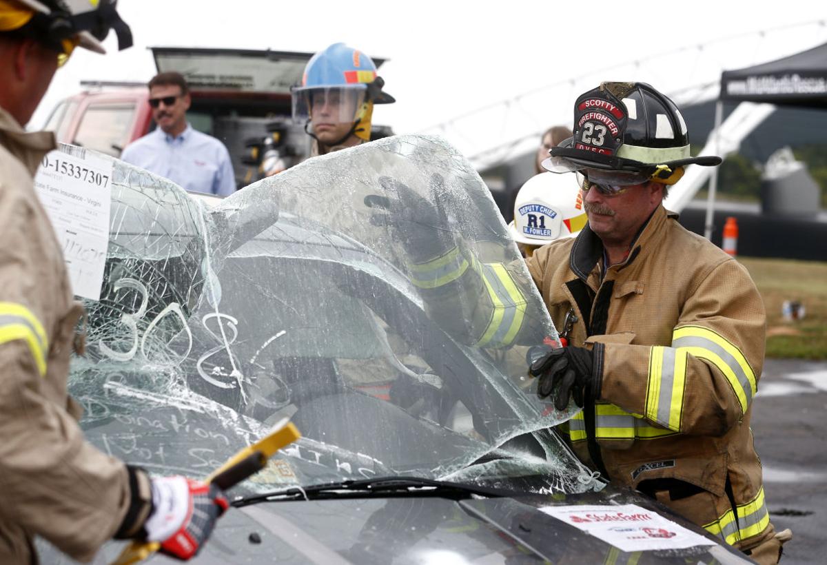 Vehicle extrication photos