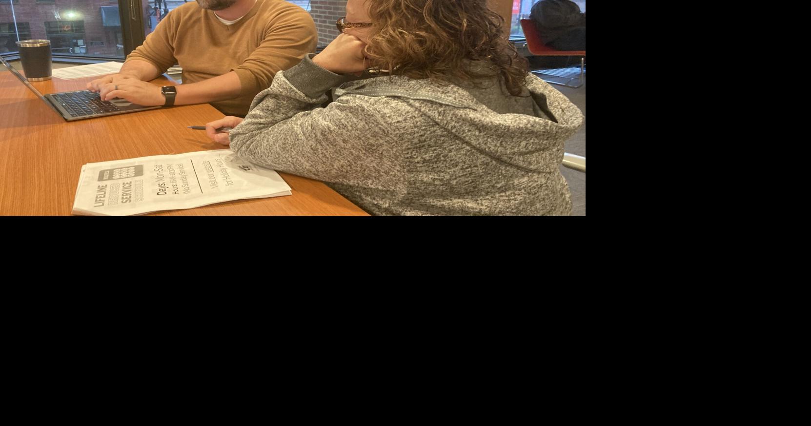Expungement clinic gives arrestees pathway through paperwork