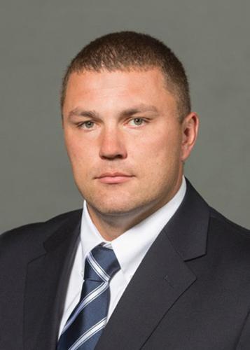 Hunter named UVa DL coach after Nua opts to return to Navy