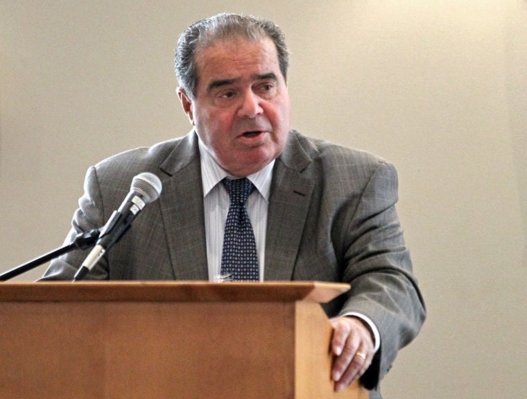 Scalia talks religion at UVa