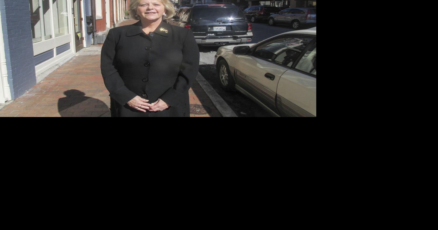 As Clinton's lead holds in Virginia, Democratic chairman eyes ...