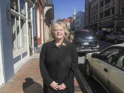 As Clinton's lead holds in Virginia, Democratic chairman eyes ...