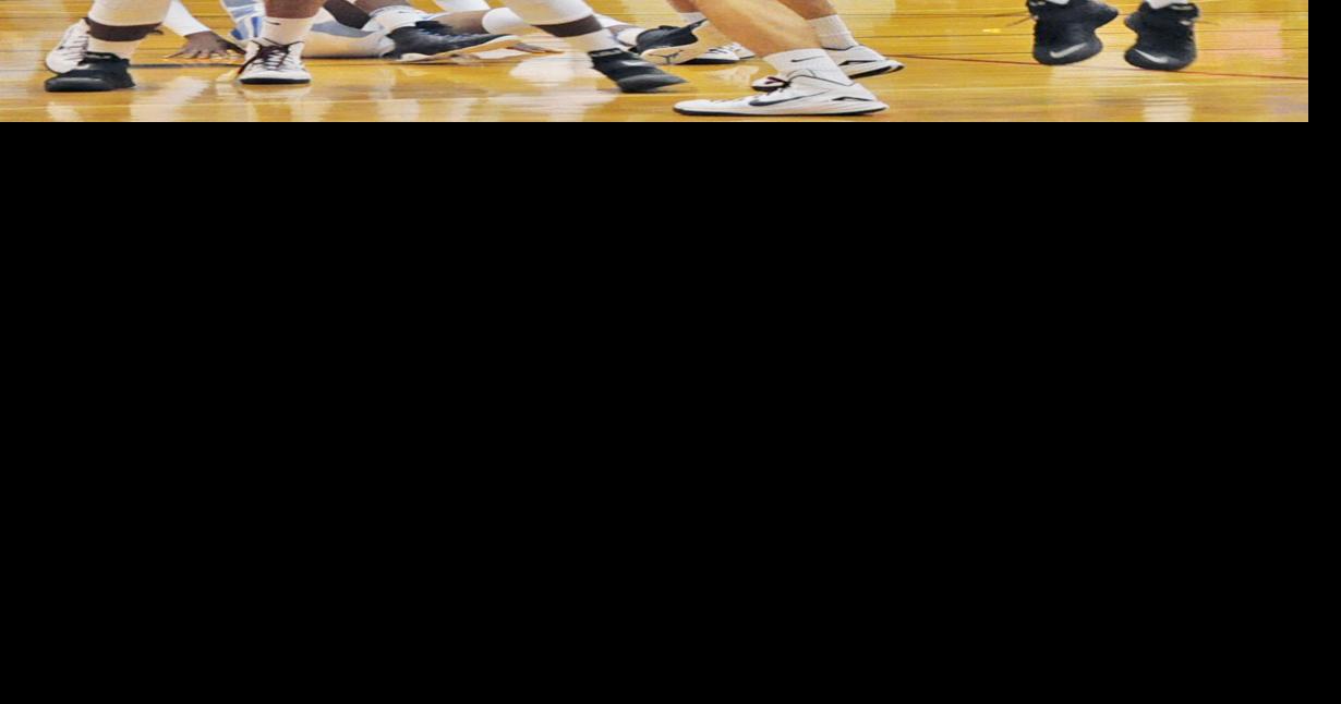 EVHS BOYS BASKETBALL: Soaking up the spotlight