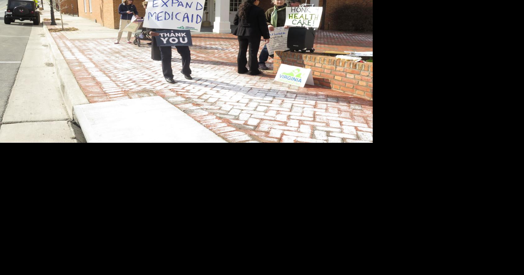 Residents protest lack of Medicaid expansion