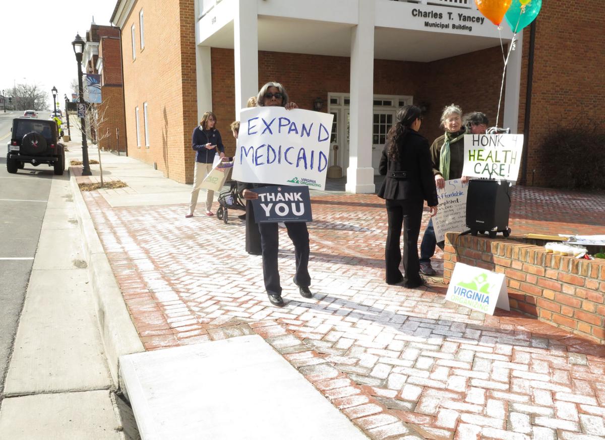 Residents protest lack of Medicaid expansion