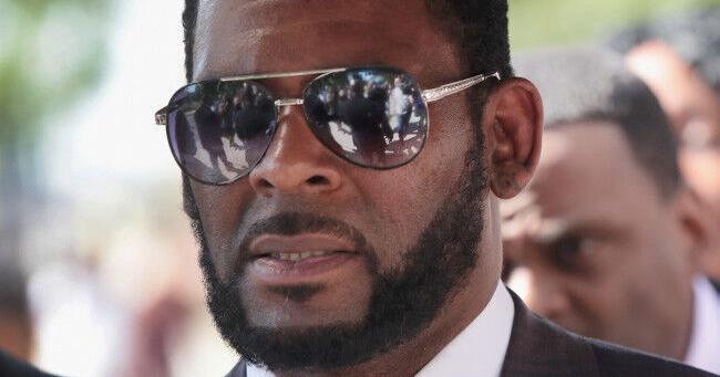 Woman Testifies That She And R Kelly Had Sex Hundreds Of Times Before She Was 18