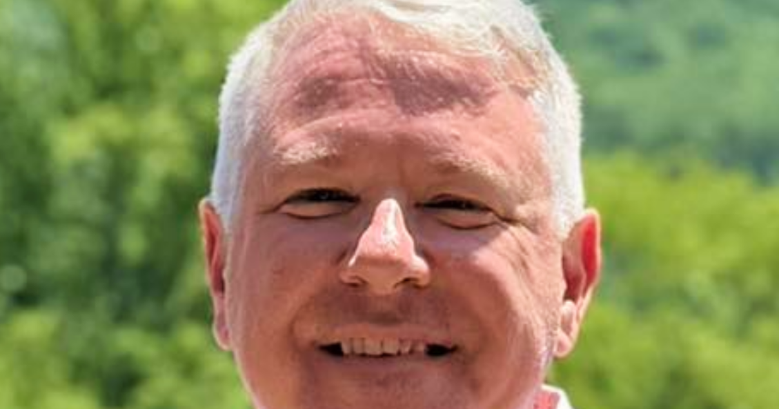 Orange names new town manager