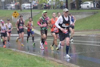 Ryan dedicates marathon run to 3 students
