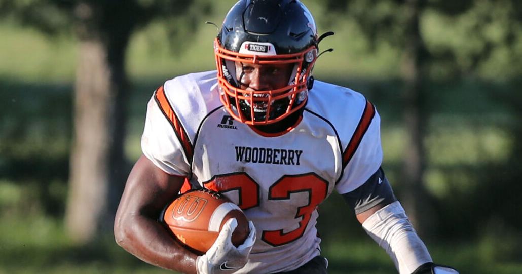 Woodberry Forest RB Donovan Baker commits to Army