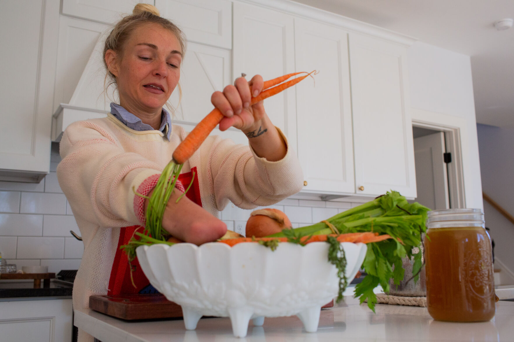 'Warrior' chef Allie Redshaw moves forward (and upward) after accident ...