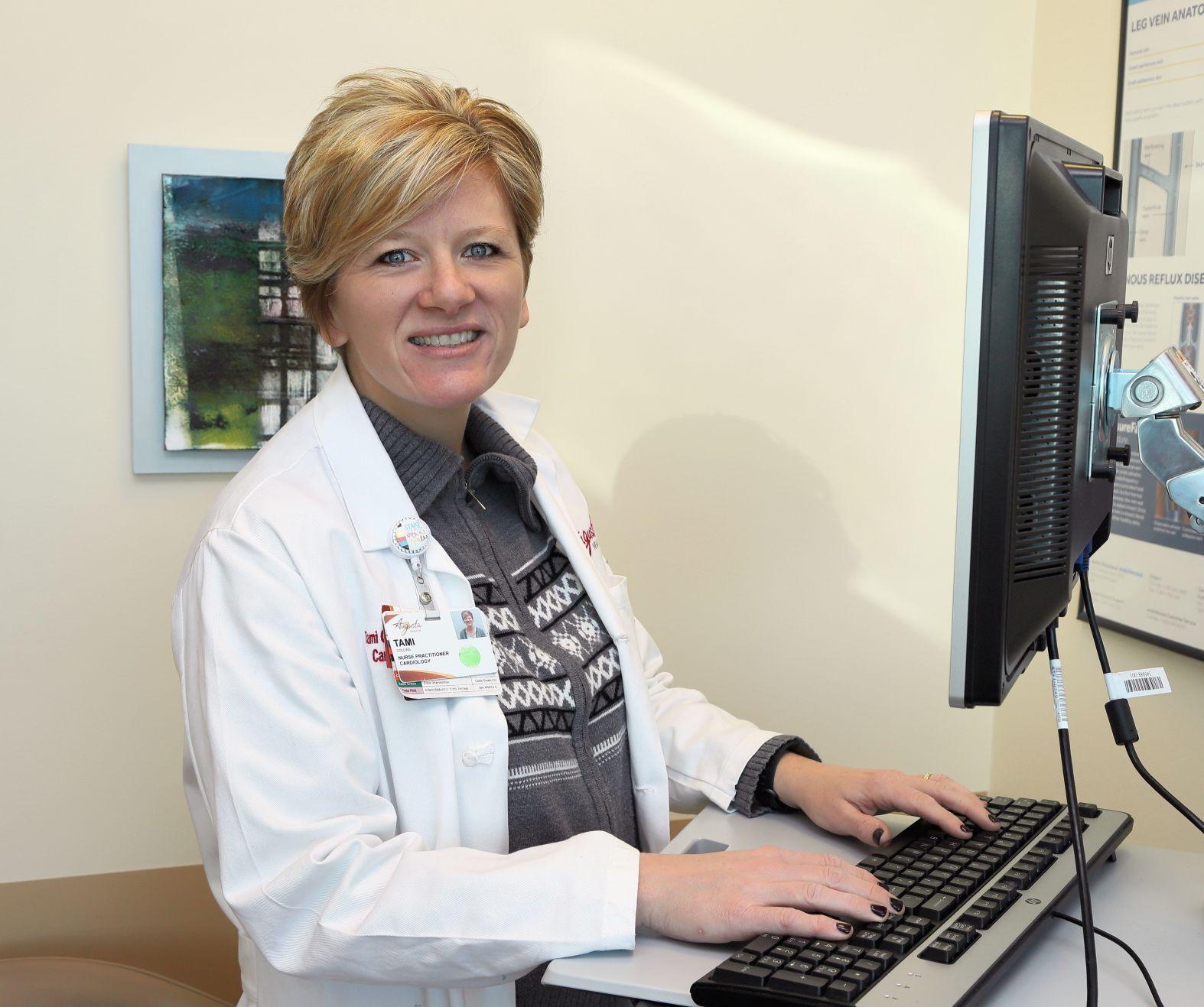 COMBINING THE CLINICAL EXPERT WITH THE COMPASSIONATE COMMUNICATOR ...