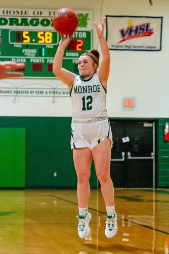 WMHS’s Hailey Morris commits to Chatham University