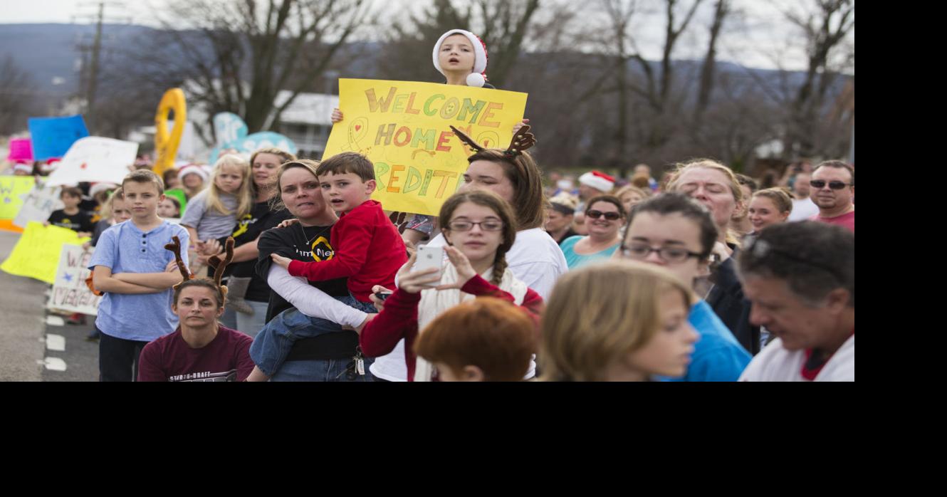 Community comes out to welcome Furr family home