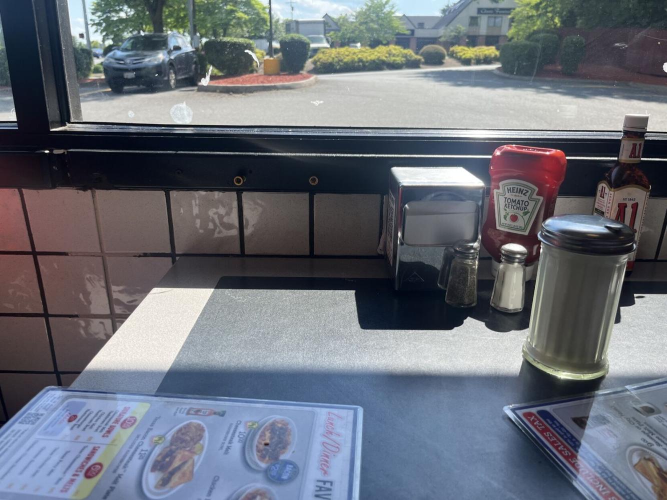 Plaque commemorating Reddit co-founder's entrepreneurial 'epiphany ...