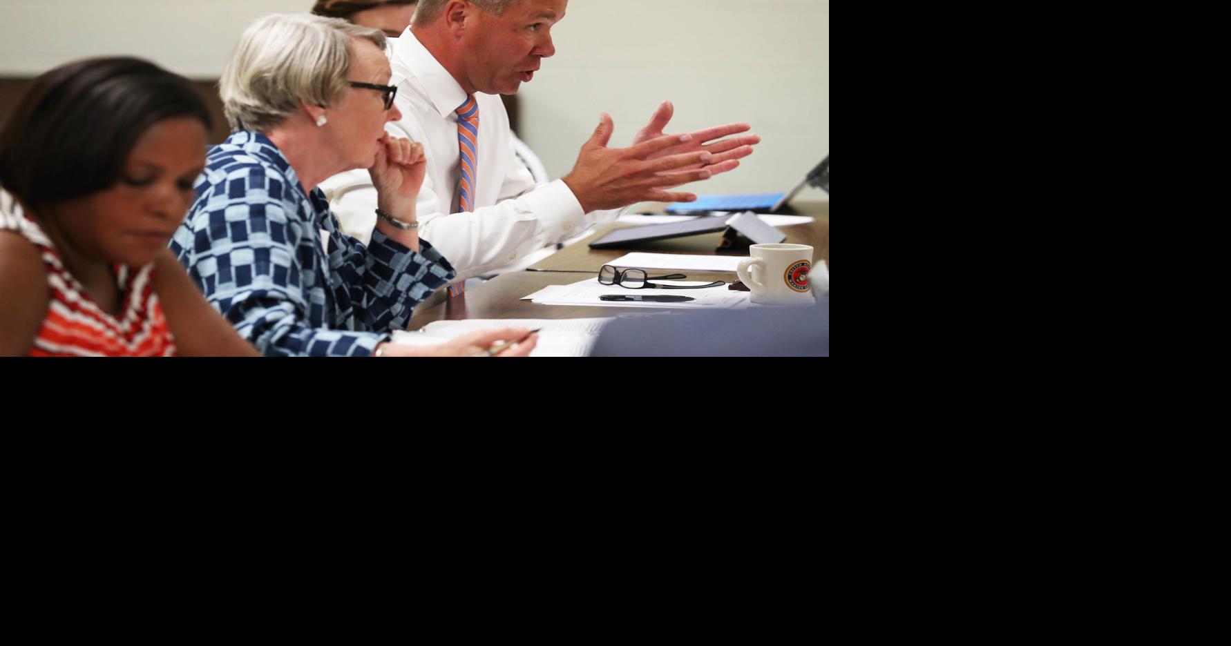 Bill could render moot the debate over jail’s ICE notifications