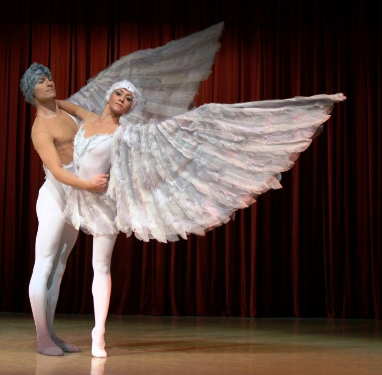 Moscow Ballet's new dove on a wing -- and two players
