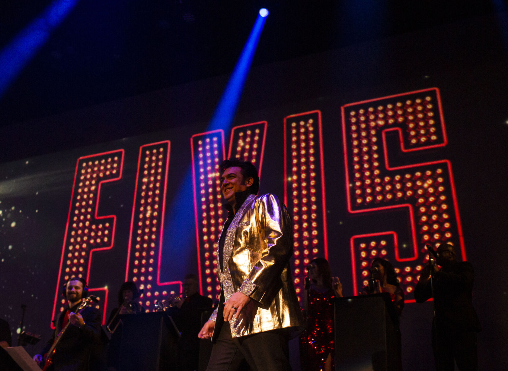 Sequins, scarves and swagger: Elvis impersonator Matt Lewis dazzles ...