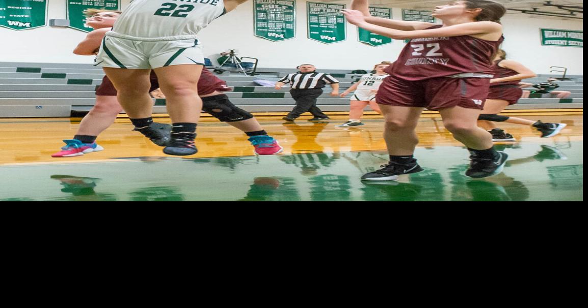 Lady Dragons trounce Warren, 72-22