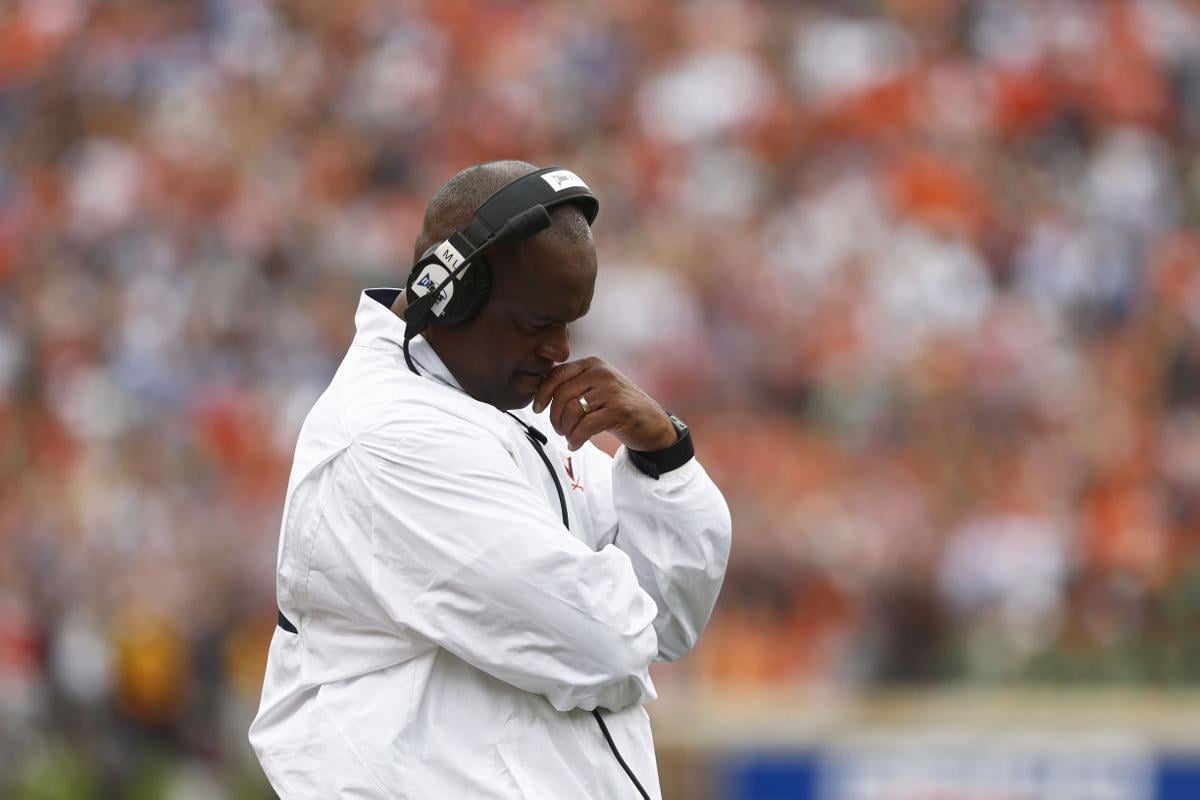 London out as Virginia football coach