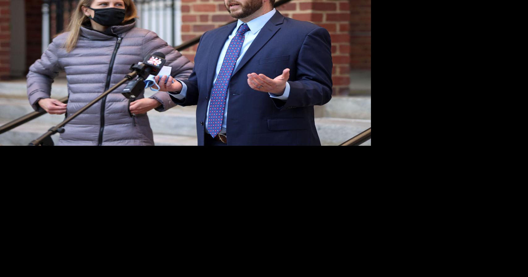 Public defender announces commonwealth's attorney bid