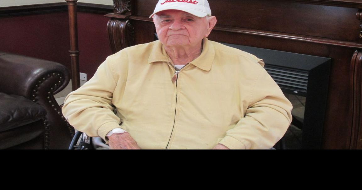 Retired Air Force bomber reflects on WWII missions