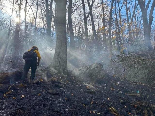 High winds, low humidity hurting firefighting efforts at Quaker Run Fire