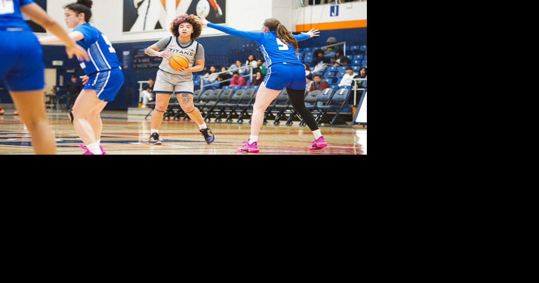 CSUF women's basketball falls flat in second half, loses to UC Santa ...