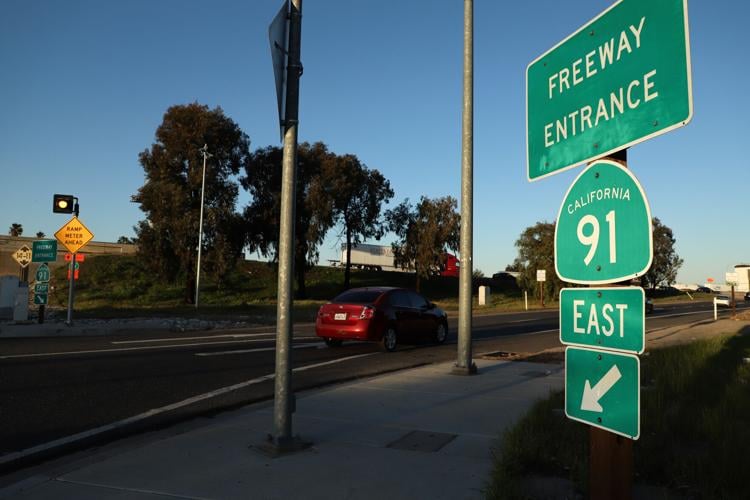 71/91 Freeway interchange undergoes construction to alleviate traffic ...