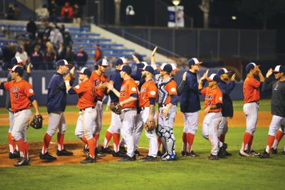 Cal State Fullerton baseball holds off UCI in 14th straight home win ...